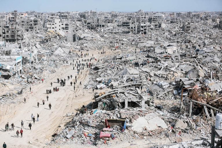 Conflict in the Middle East: What are they fighting for? - First News